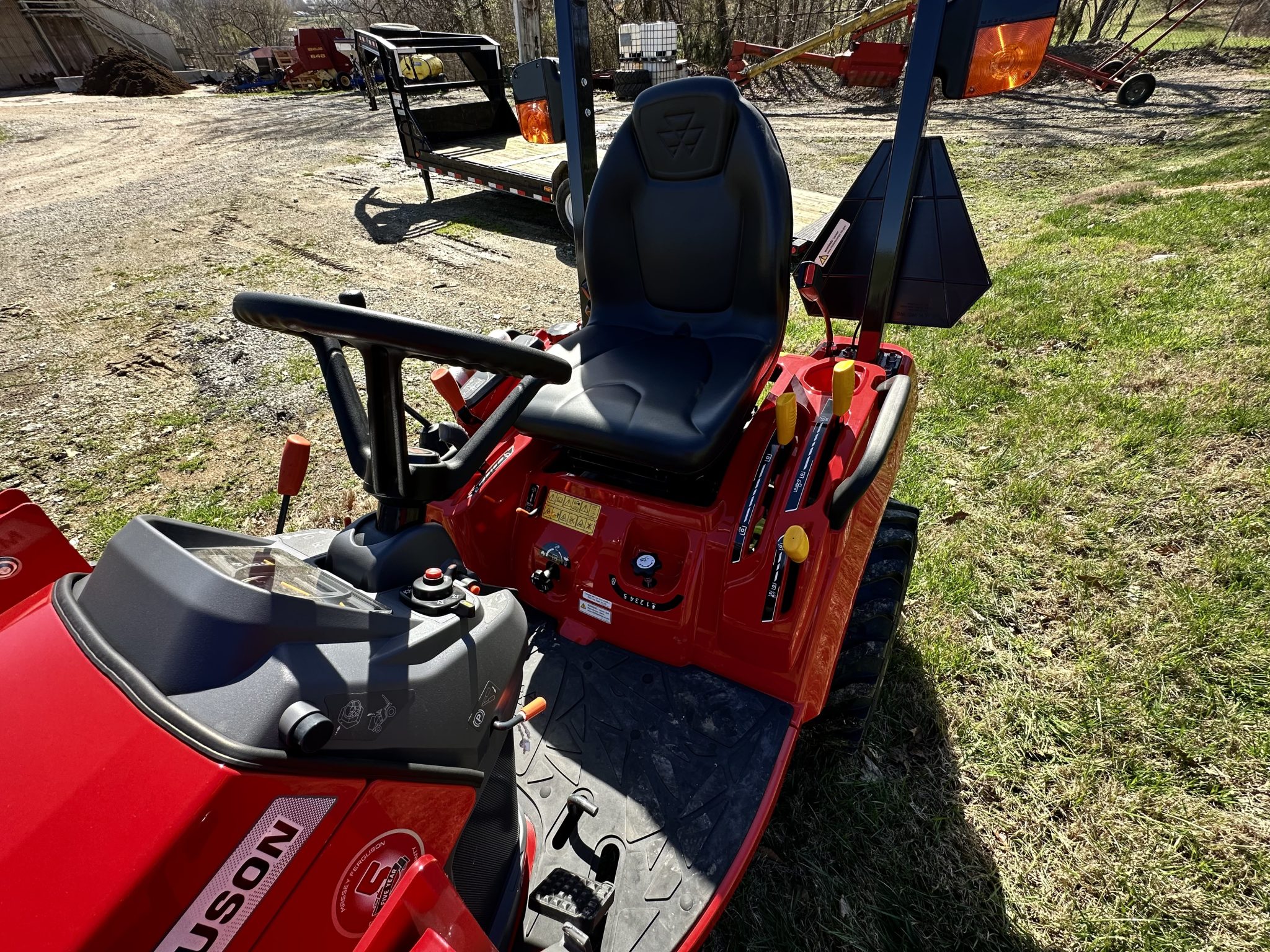 Massey Ferguson 1723E – Ag1 Farmers Co-op